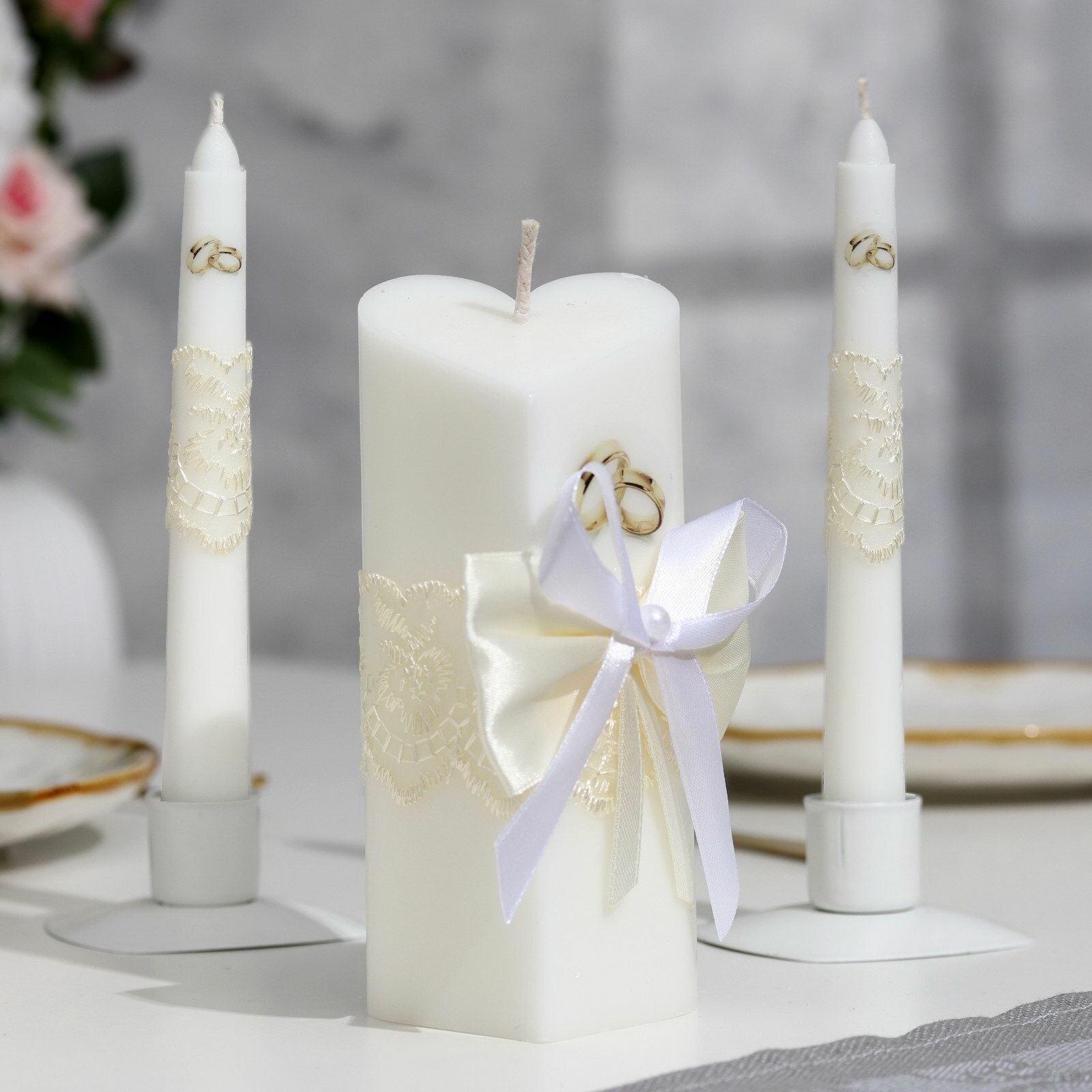 Набор свечей свадебных "Кружевной с бантиком", 3 шт, шампань, очаг - 6.8x15 см; родительские - 1.8x17.5 см