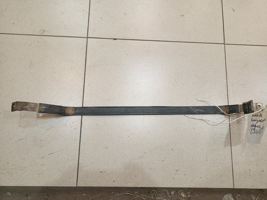 Лента крепления бензобака от Toyota RAV4 2000-2005