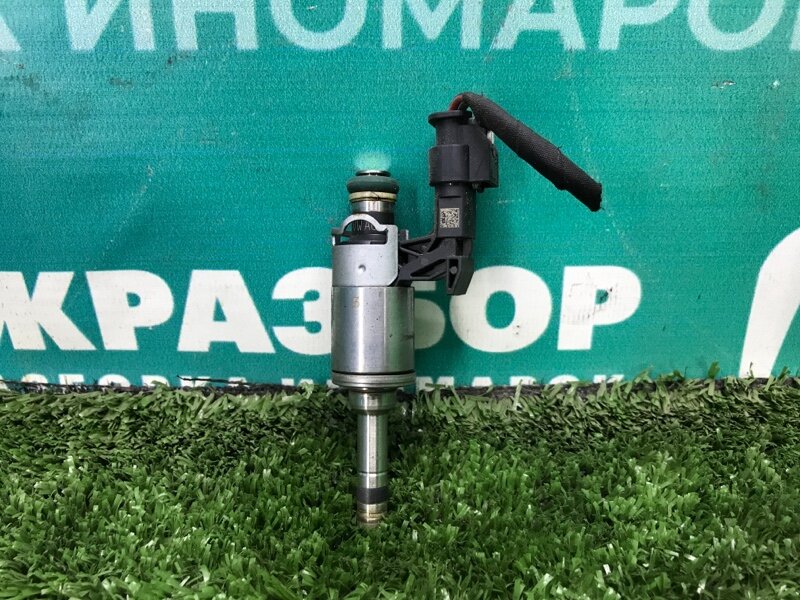 Форсунка Volkswagen Golf 7 5G 1.4 CZC 2012 (б/у) 04E906036Q