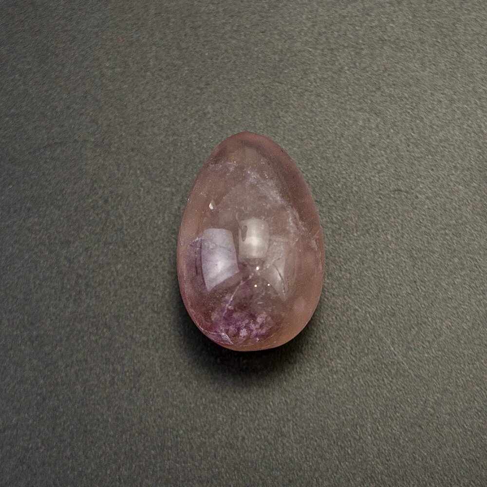 Фиолетовое хрустальное яйцо, цвет fluorite
