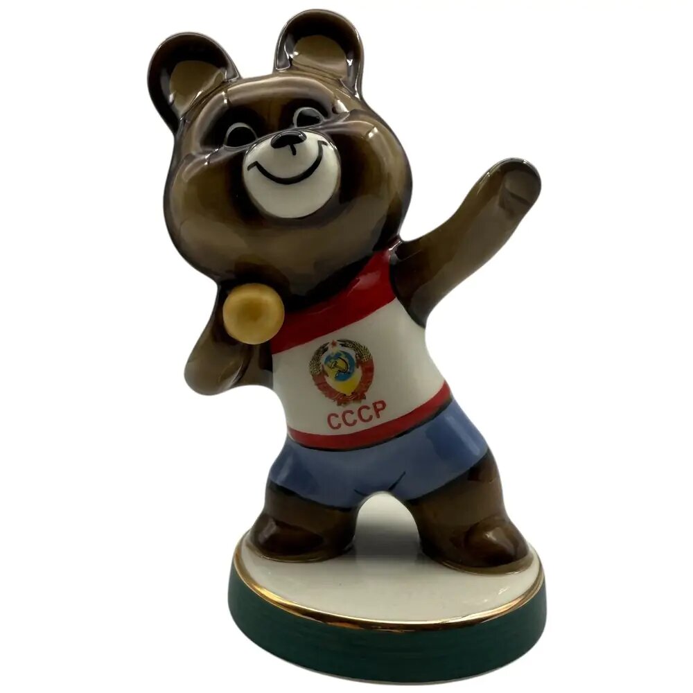 Фарфоровая статуэтка "Олимпийский Мишка - Толкатель ядра", 2022-2024 гг, Вербилки, Россия
