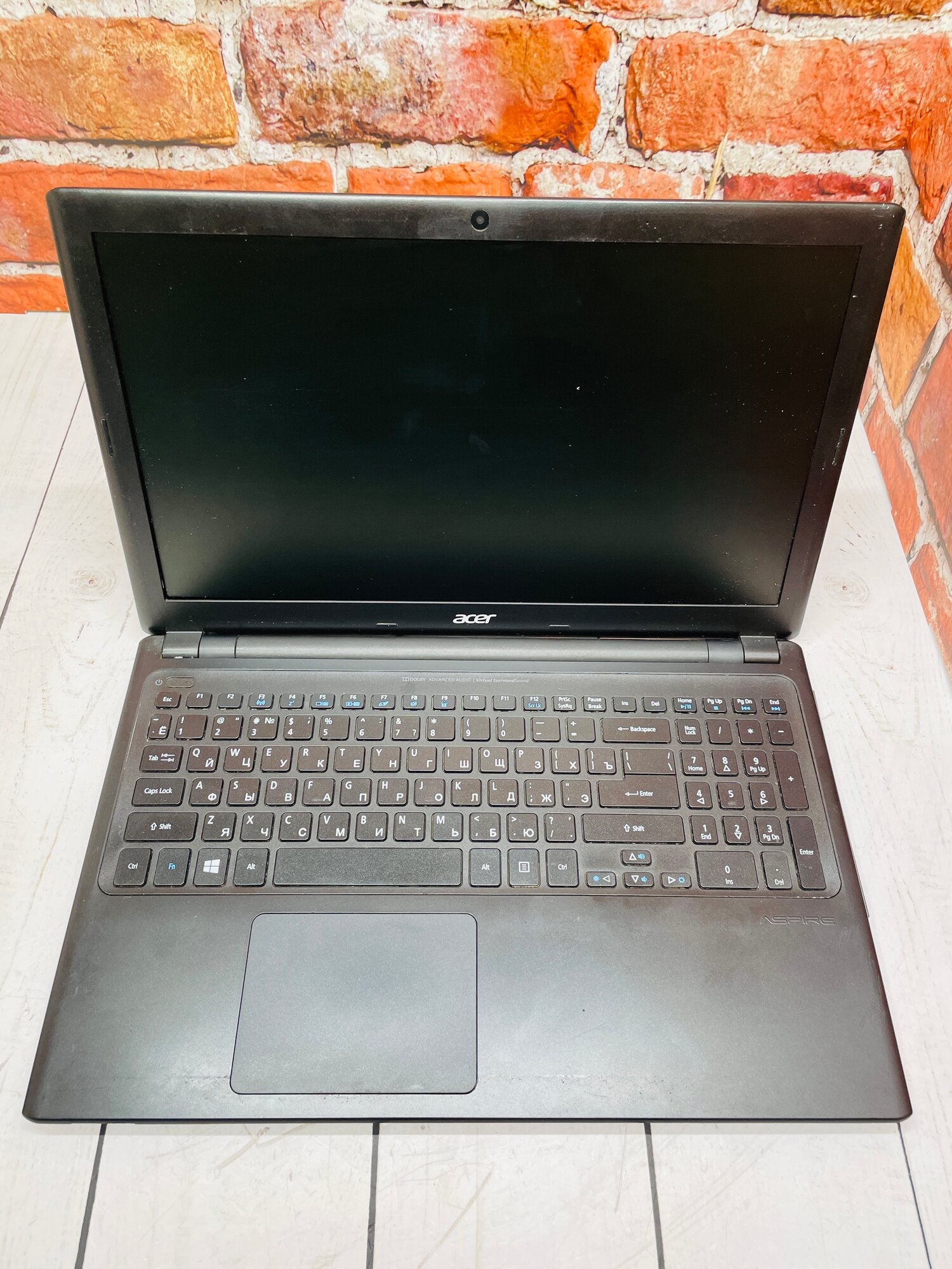 Игровой ноутбук 15,6, Acer V5-571, Intel Core i3 3217u, 4 Gb DDR3, 120 Gb SSD, GeForce GT620M