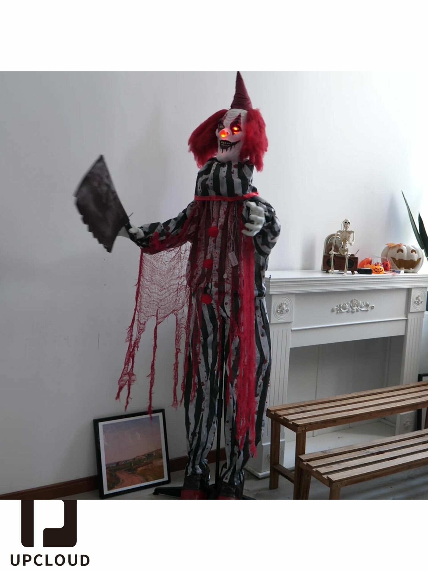 Хэллоуин/Электрическая индукция +светящийся декоративный реквизит/UPCLOUD- Клоун с мясницким ножом в руке