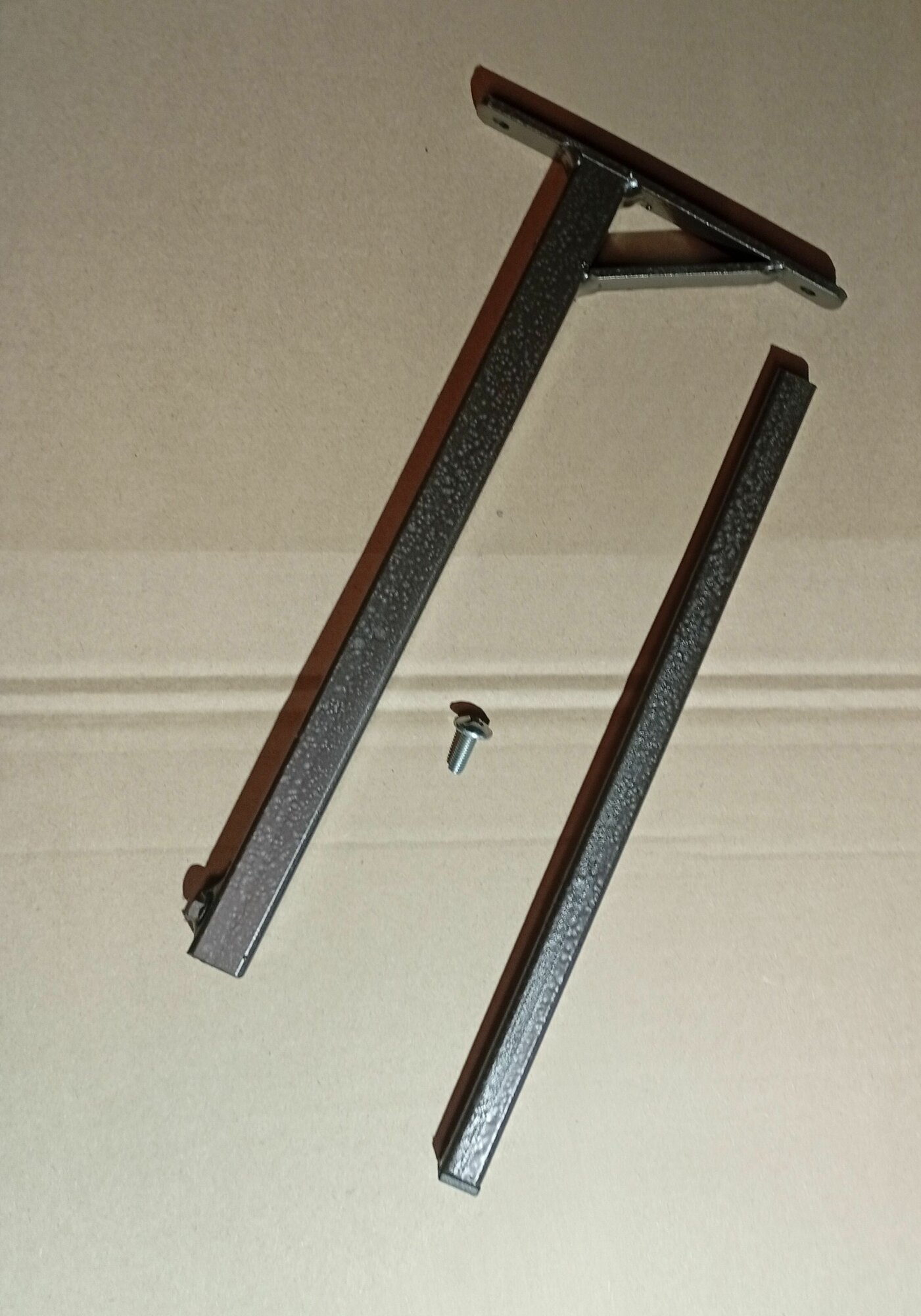 Настенный кронштейн для светодиодного прожектора LT550-1 переменной длины от 320 до 550 мм