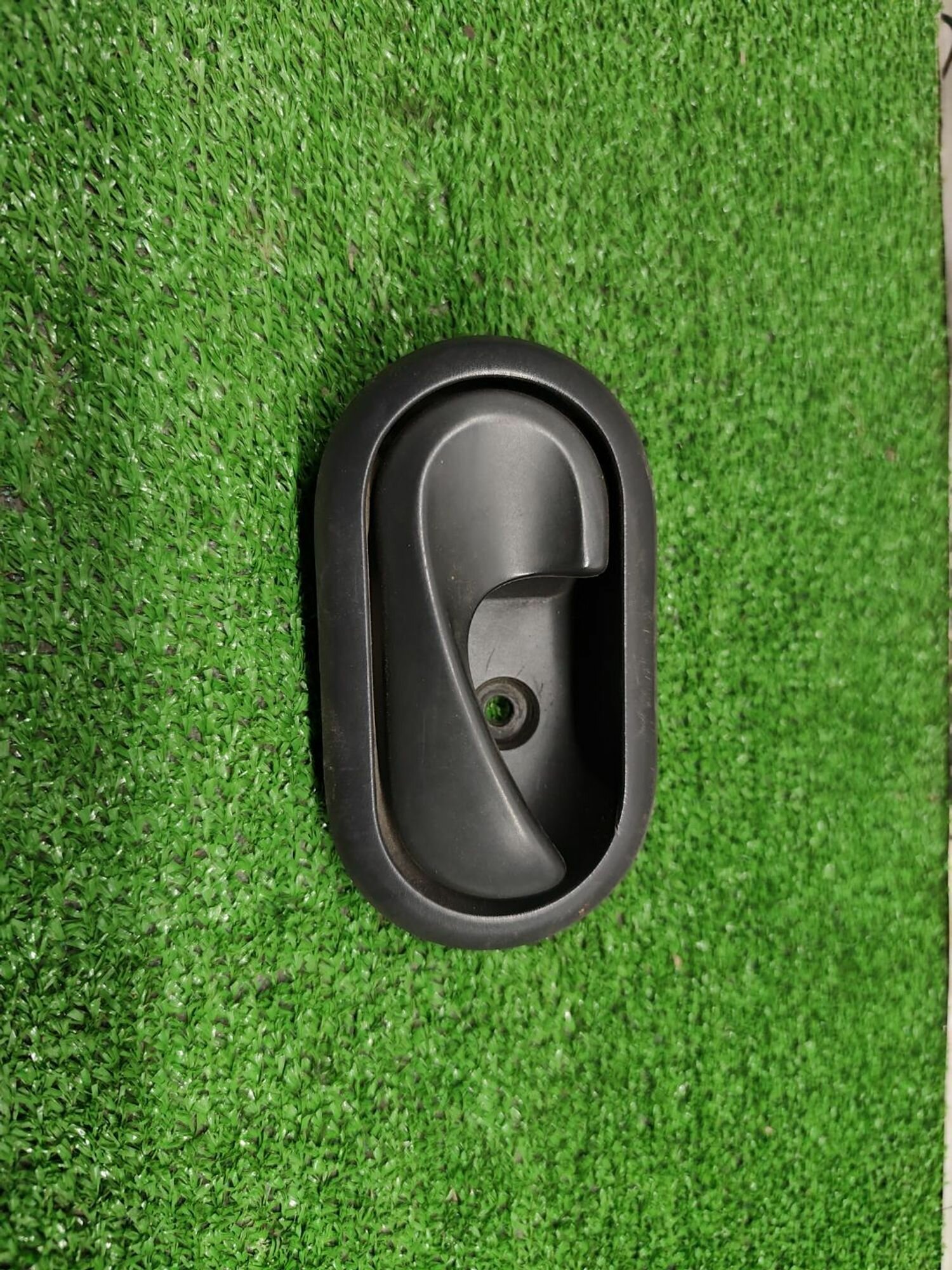 Ручка двери внутренняя задняя левая Renault Log. с пробегом