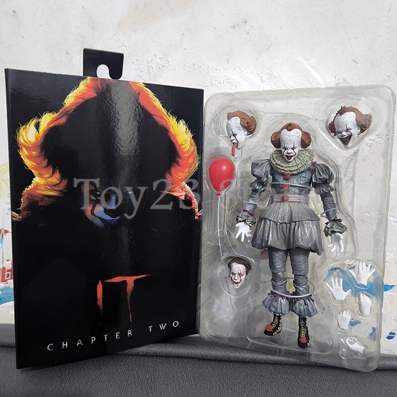 NECA Pennywise "It" Фигурка Глава Две, в коробке — фото 1