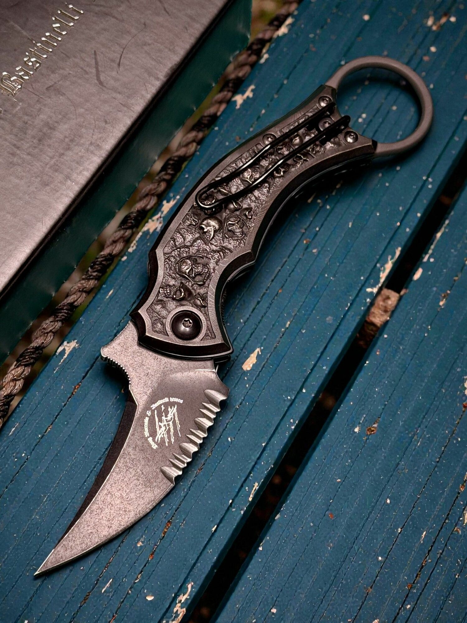 Нож складной Bastinelli Creations BAS18SZ Mako, Serrated Blade, Bronze Handle