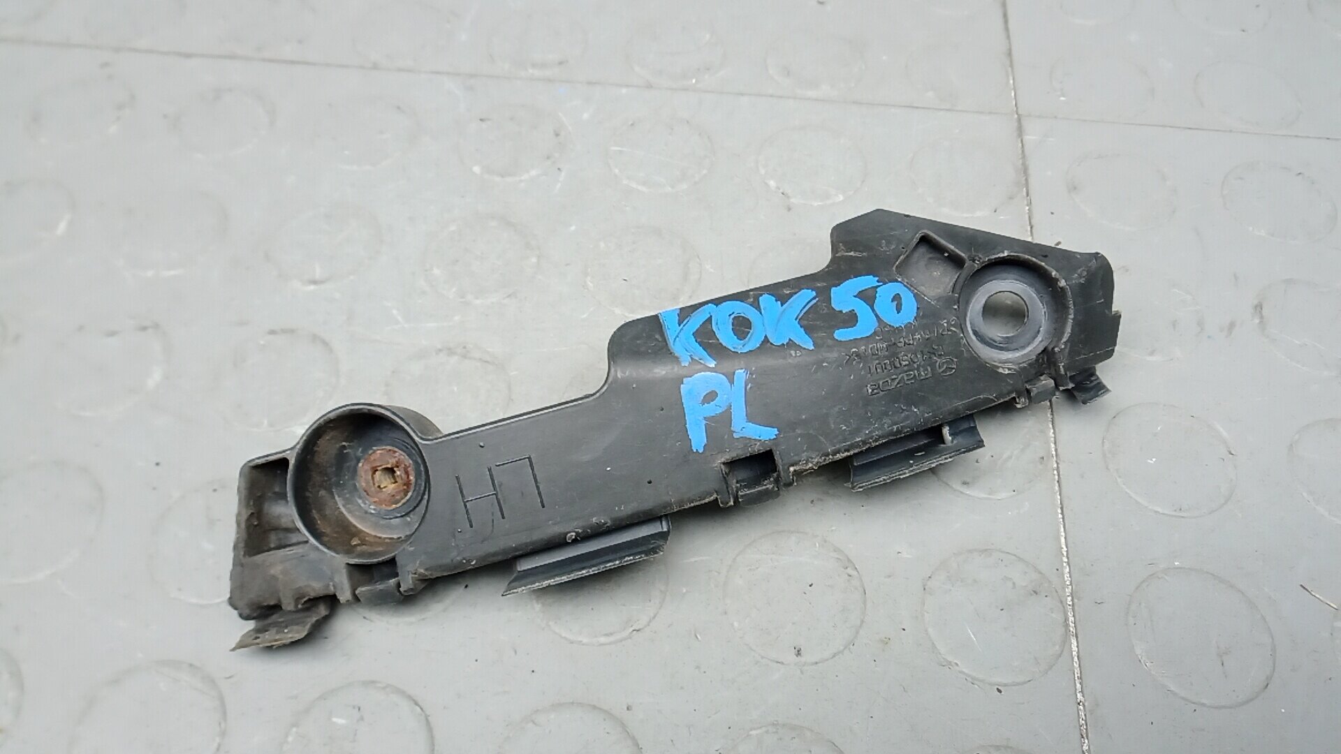 Крепление бампера переднее MAZDA 6 2, Номер gs1d500u1