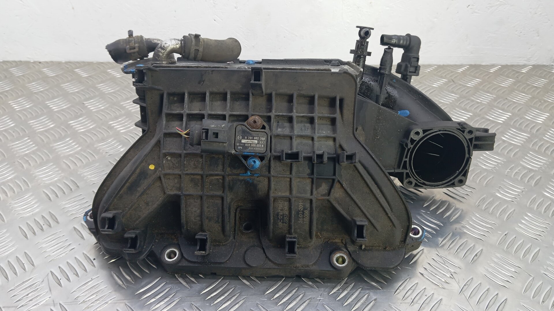 Впускной коллектор бензиновый SKODA YETI 1, Номер 03C129709AH