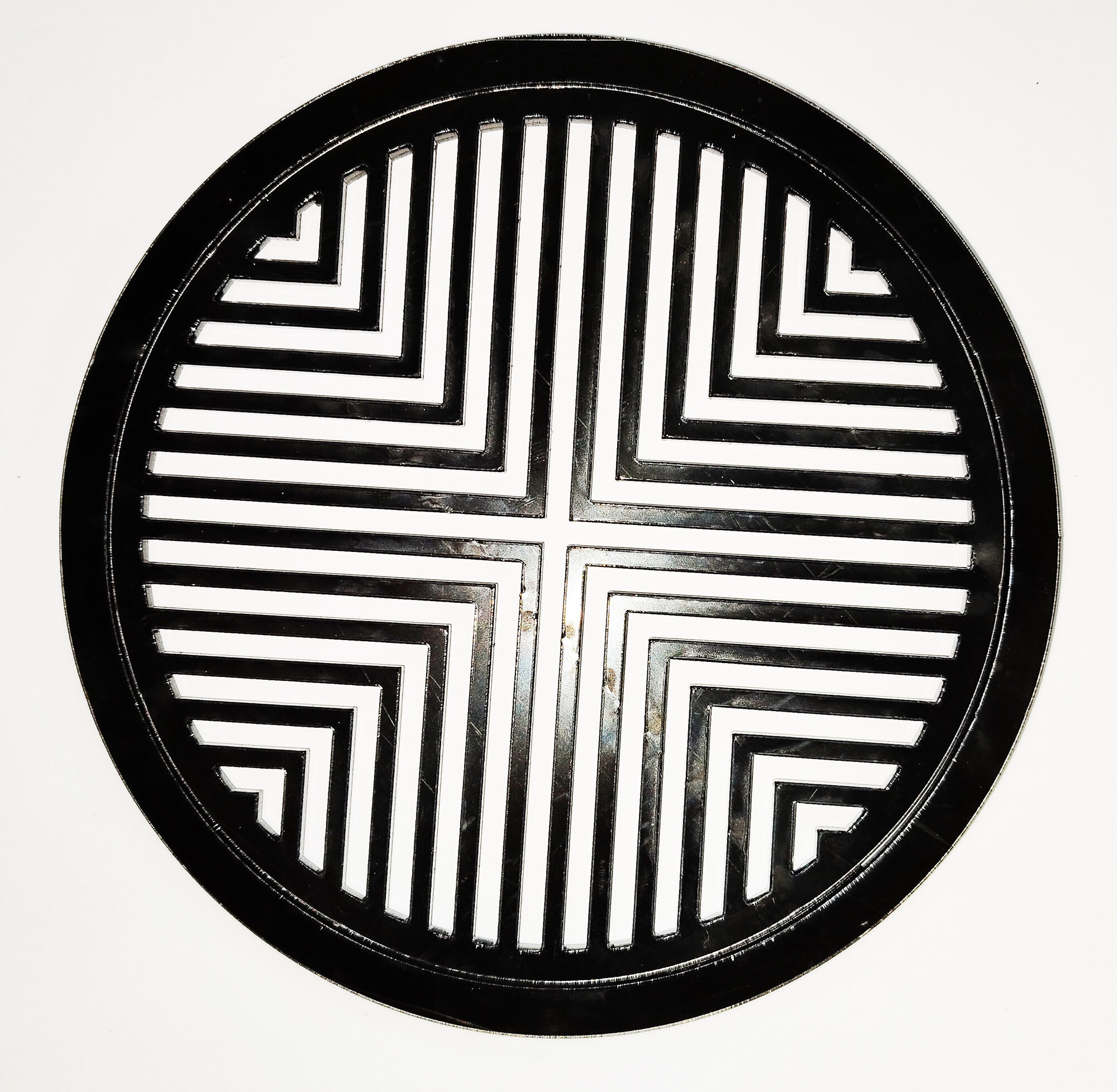 Решетка пластиковая черная (Угол) D100