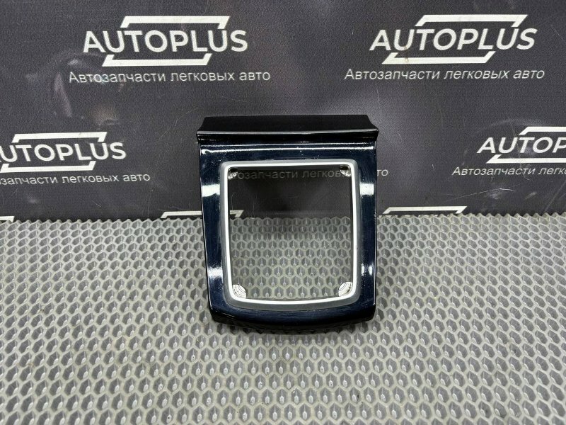 Накладка центральной консоли Ford Focus 2007 (1.8 QQDB) Б/У с пробегом Арт. 18819