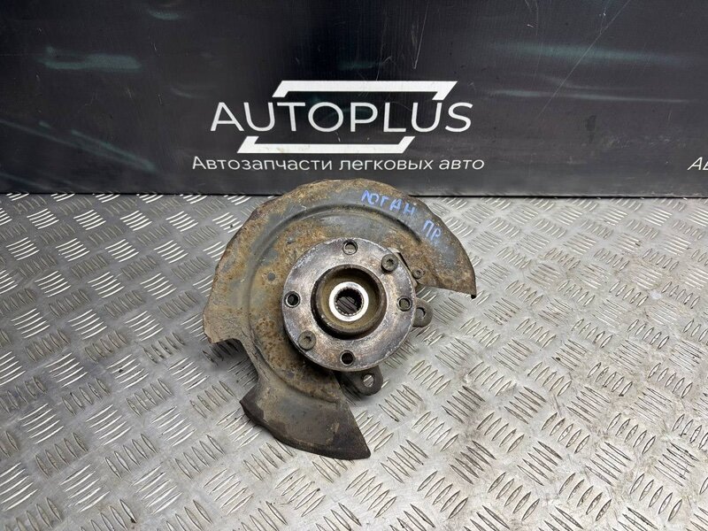 Поворотный кулак со ступицей Renault Logan 2009 (1.4 K7J 710) Б/У с пробегом Арт. 20576