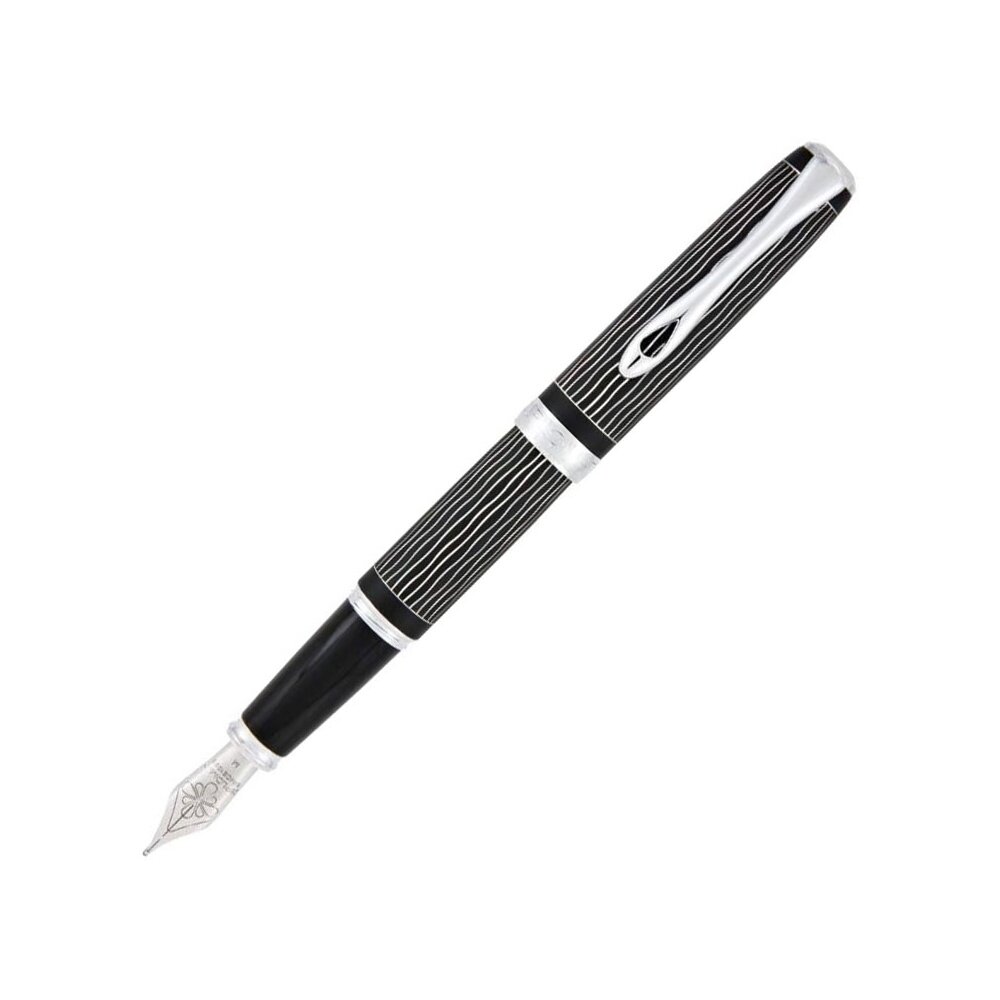 Diplomat D40104023 Перьевая ручка diplomat excellence a+, wave guilloche lapis black ст (перо f)