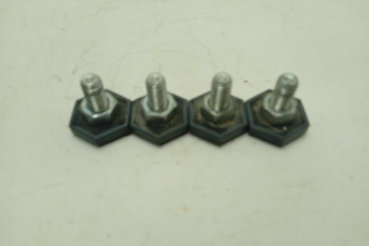 EW6S4R06W кт144 Комплект ножек для стиральной машины Electrolux EW6S4R06W б/у