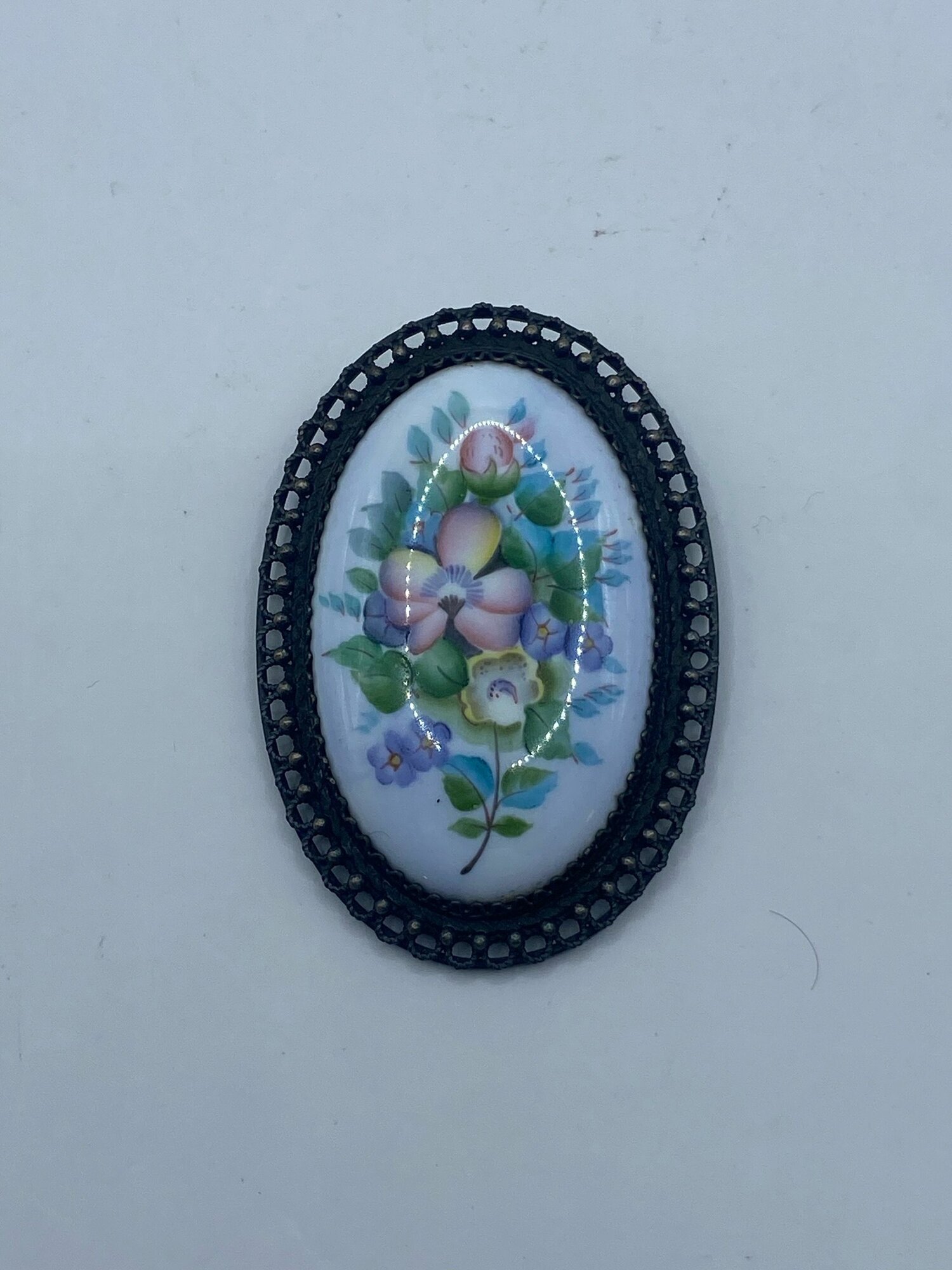 Брошь, эмаль