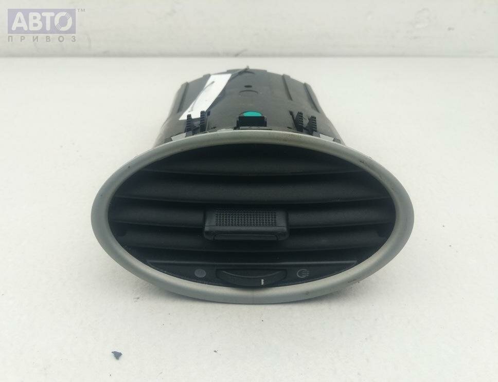 Дефлектор обдува салона Ford Focus 2 (2004-2010)