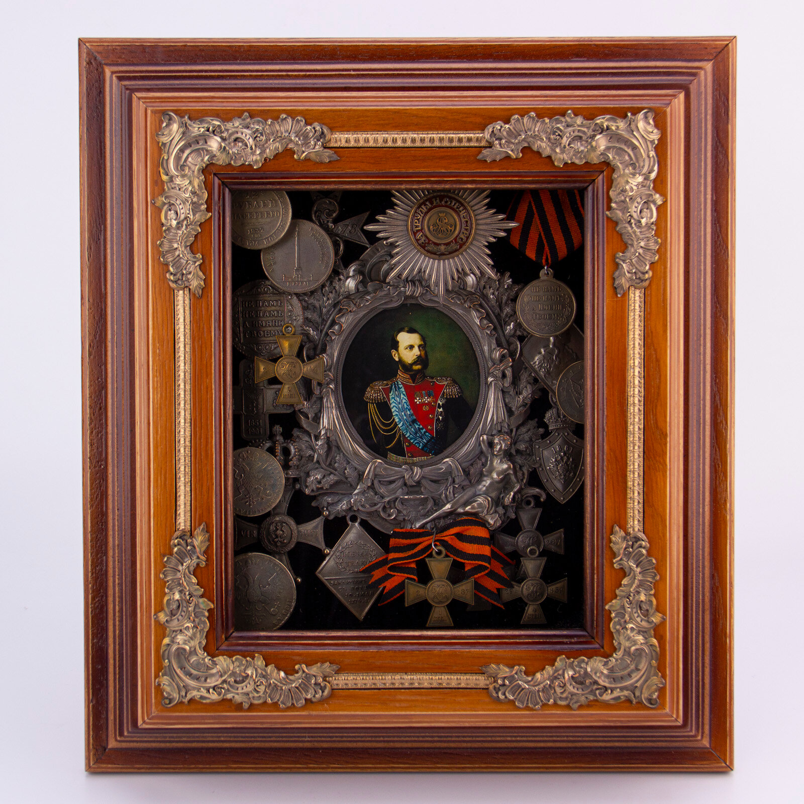 Панно"Александр II" мал. 35х31х6 см. авт. Гарусов ПГИ-213мал.-вариант 1