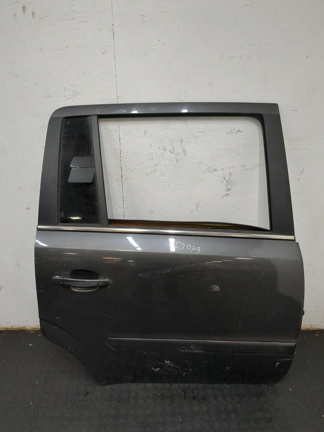 Дверь боковая (легковая) правая задняя Opel Zafira B Б/У
