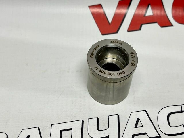 Втулка VAG 03C105159H Оригинал 100%