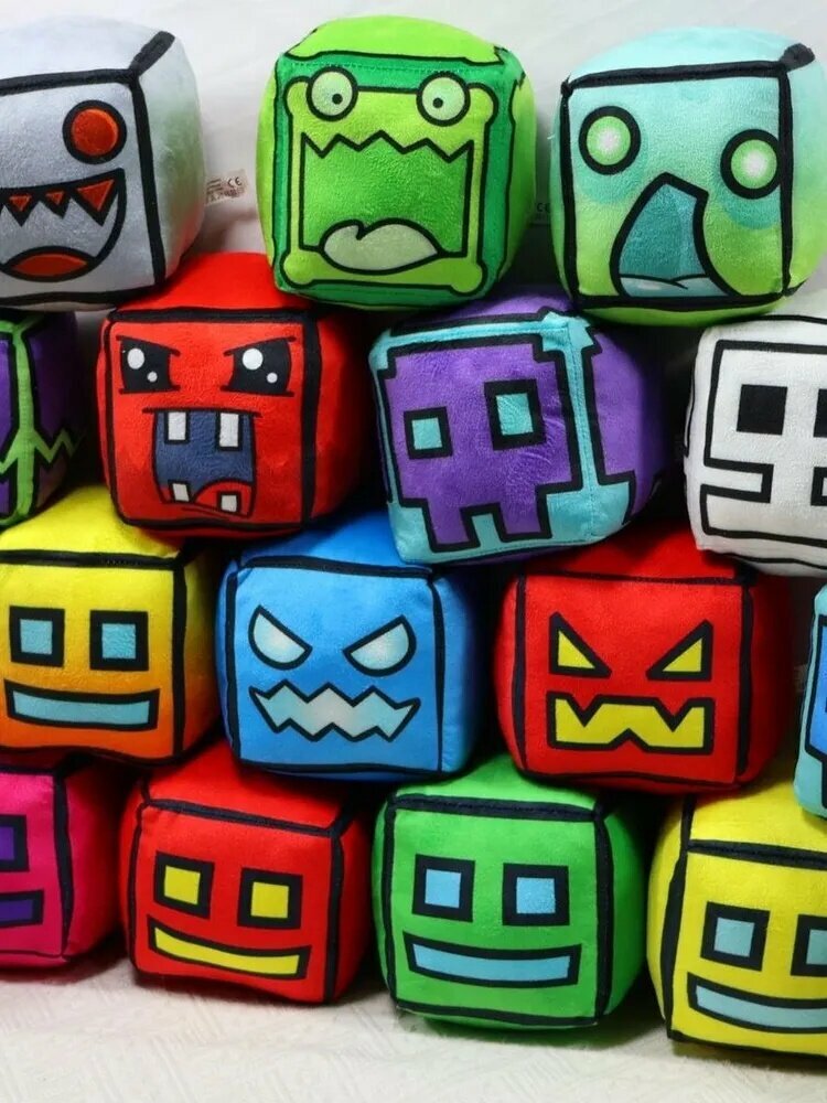 Премиум мягкие игрушки-герои Geometry Dash с настраиваемыми дизайнами и комфортной текстурой, зеленый стандарт
