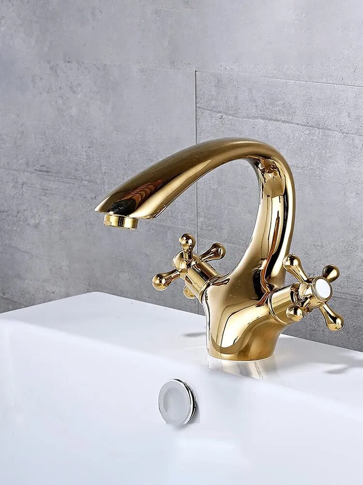 Смеситель для раковины (умывальника) золотистого цвета с барашками в ретро стиле