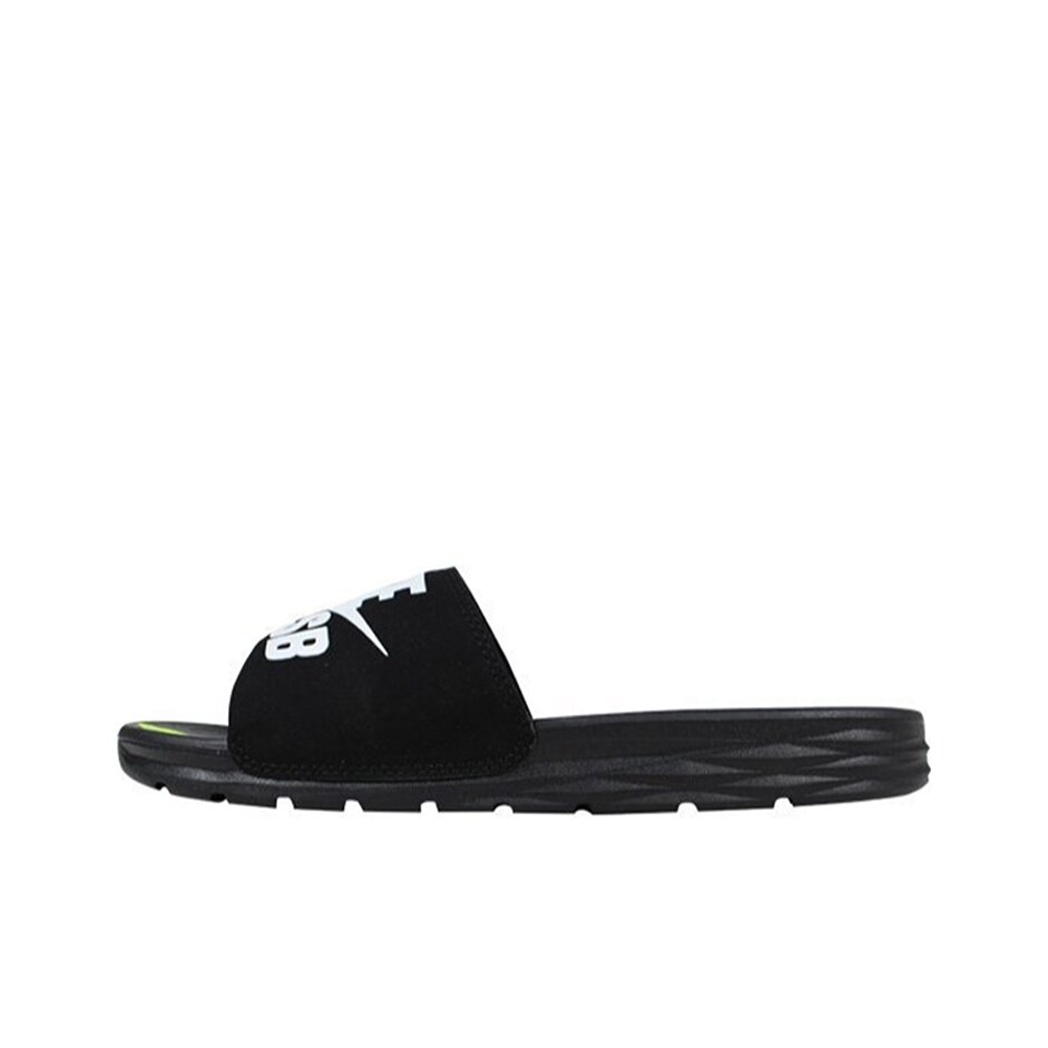 Сланцы NIKE BENASSI SOLARSOFT SB