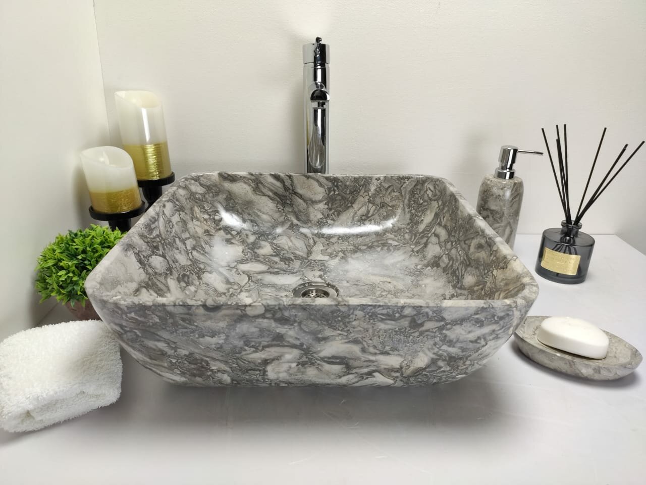 Раковина INDO-MARKET из натурального мрамора квадратная 45х45х15 002060
