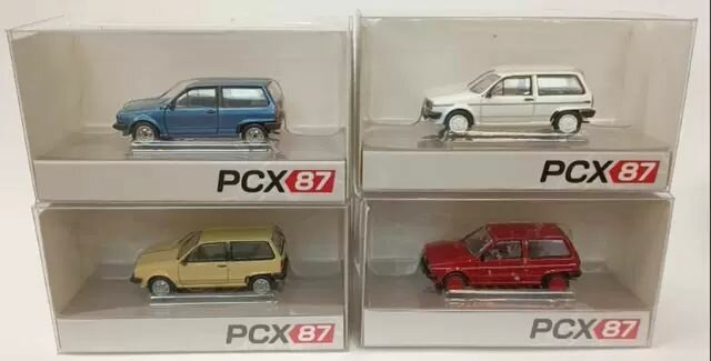 Премиум ClassiXXs PCX 1:87 Модель автомобиля Volkswagen Polo II