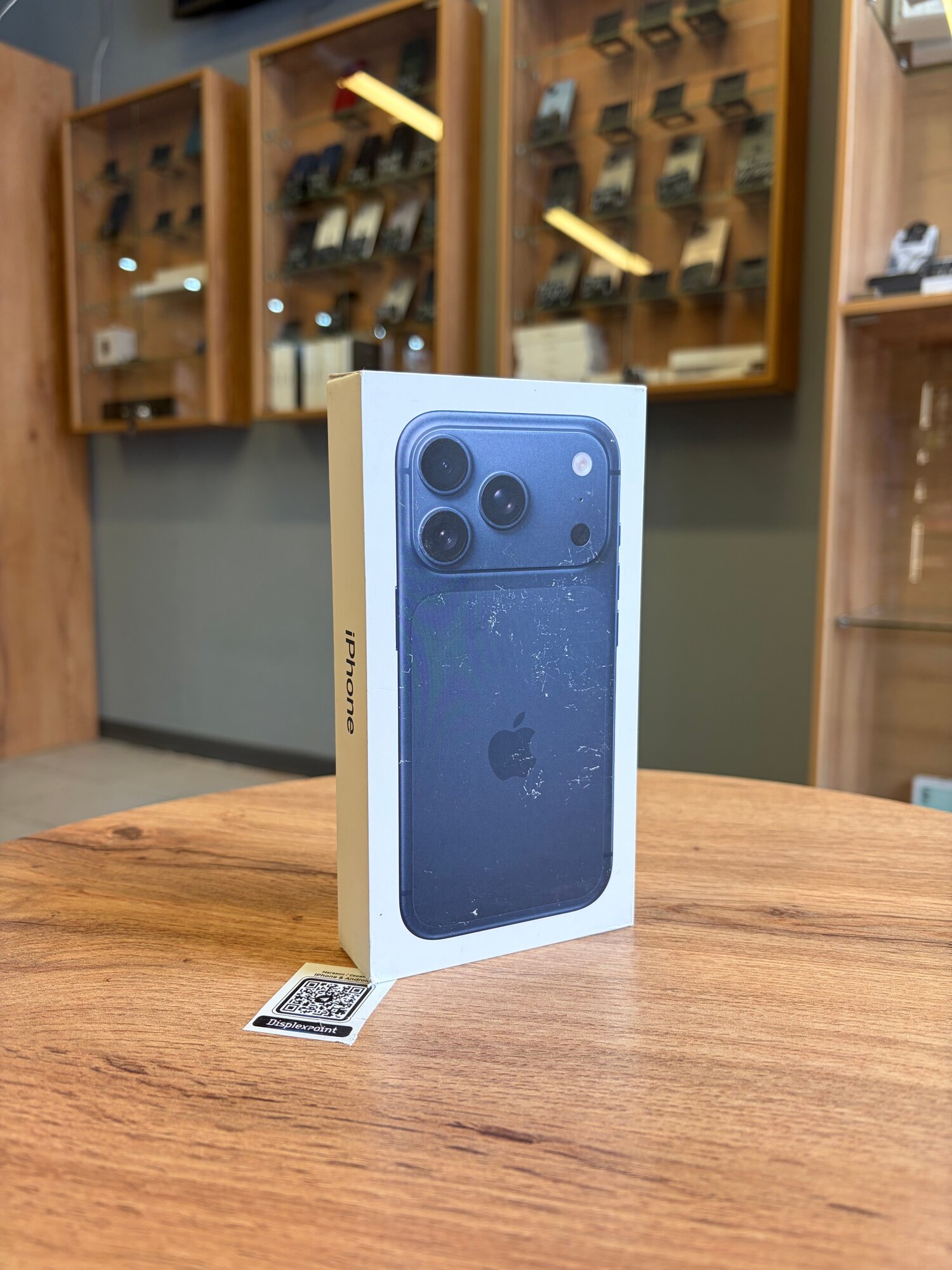 Смартфон Apple iPhone 17 Pro 512 ГБ, Dual: eSIM + eSim, "Темно-синий" | Deep Blue