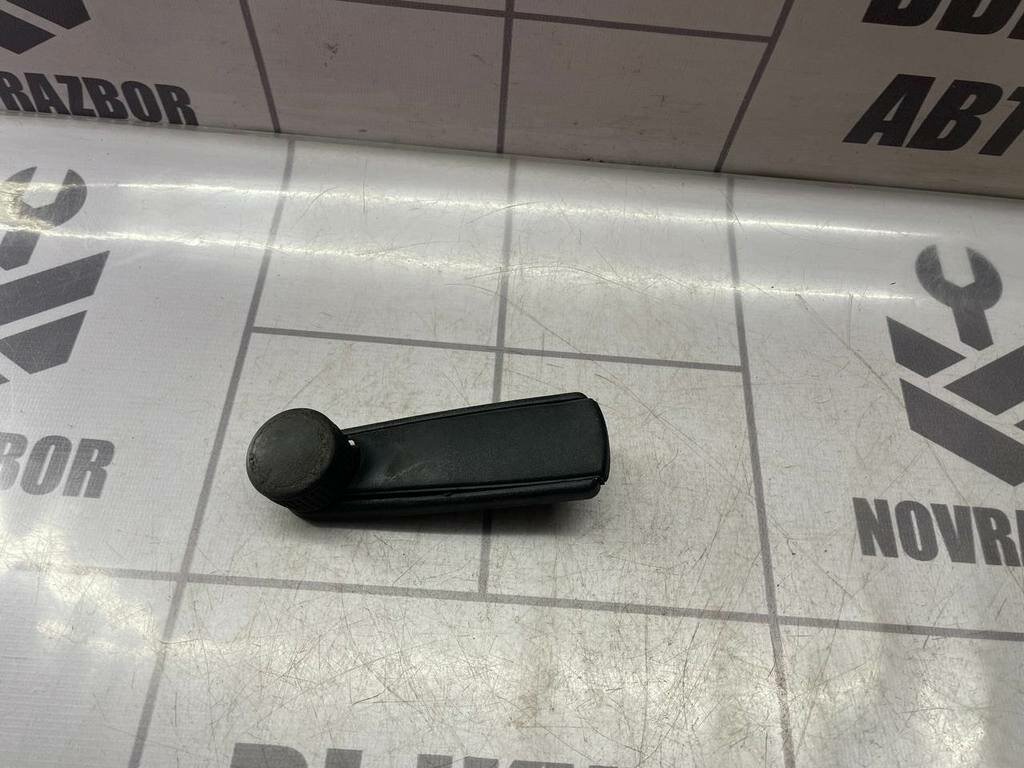 Ручка стеклоподъемника VW Passat B3 1988-1993