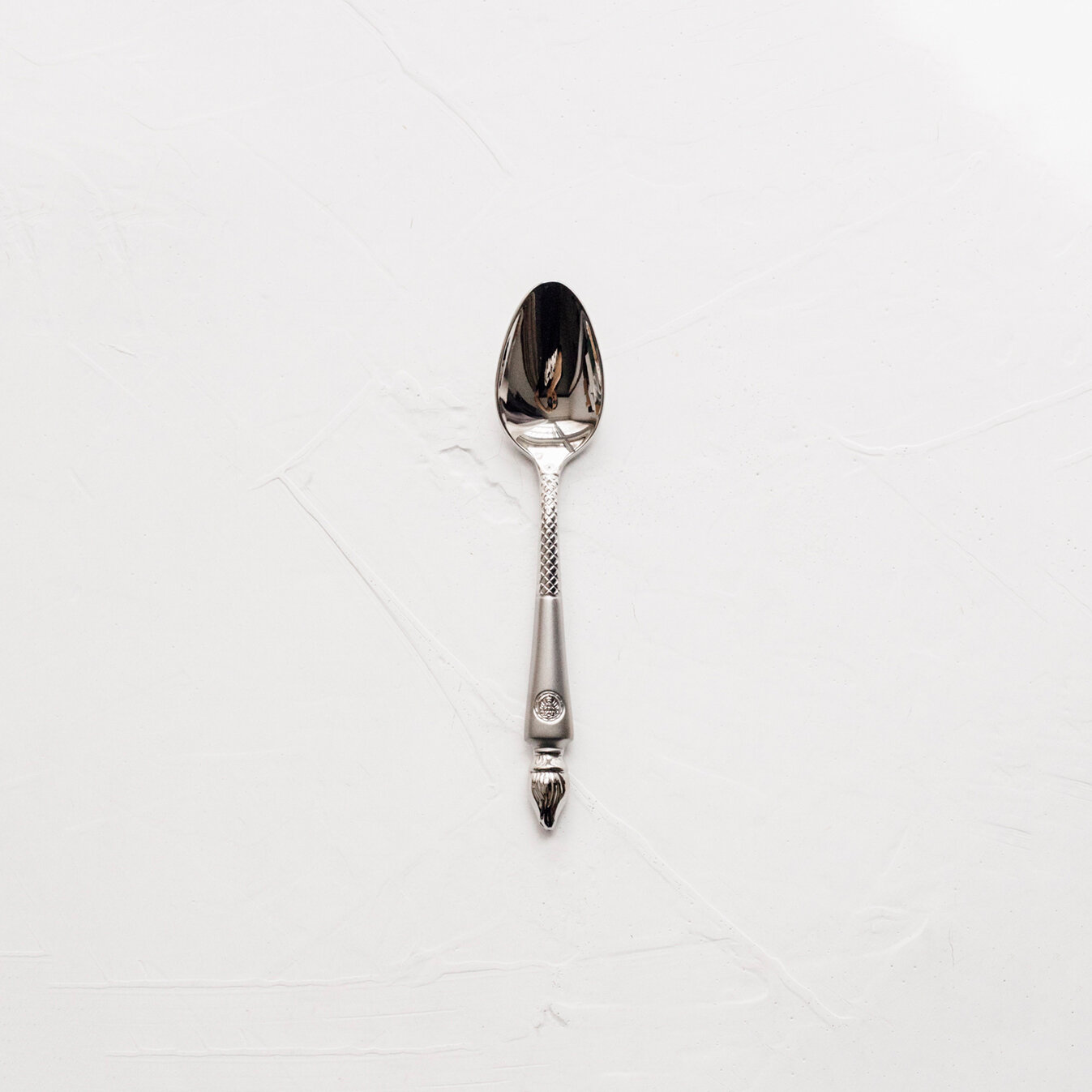 Ложка и вилка для основного блюда из нержавеющей стали 18-10, модель "Король Лев", прочная текстура, в более французском ретро-стиле, десертная ложка в форме ракушки.