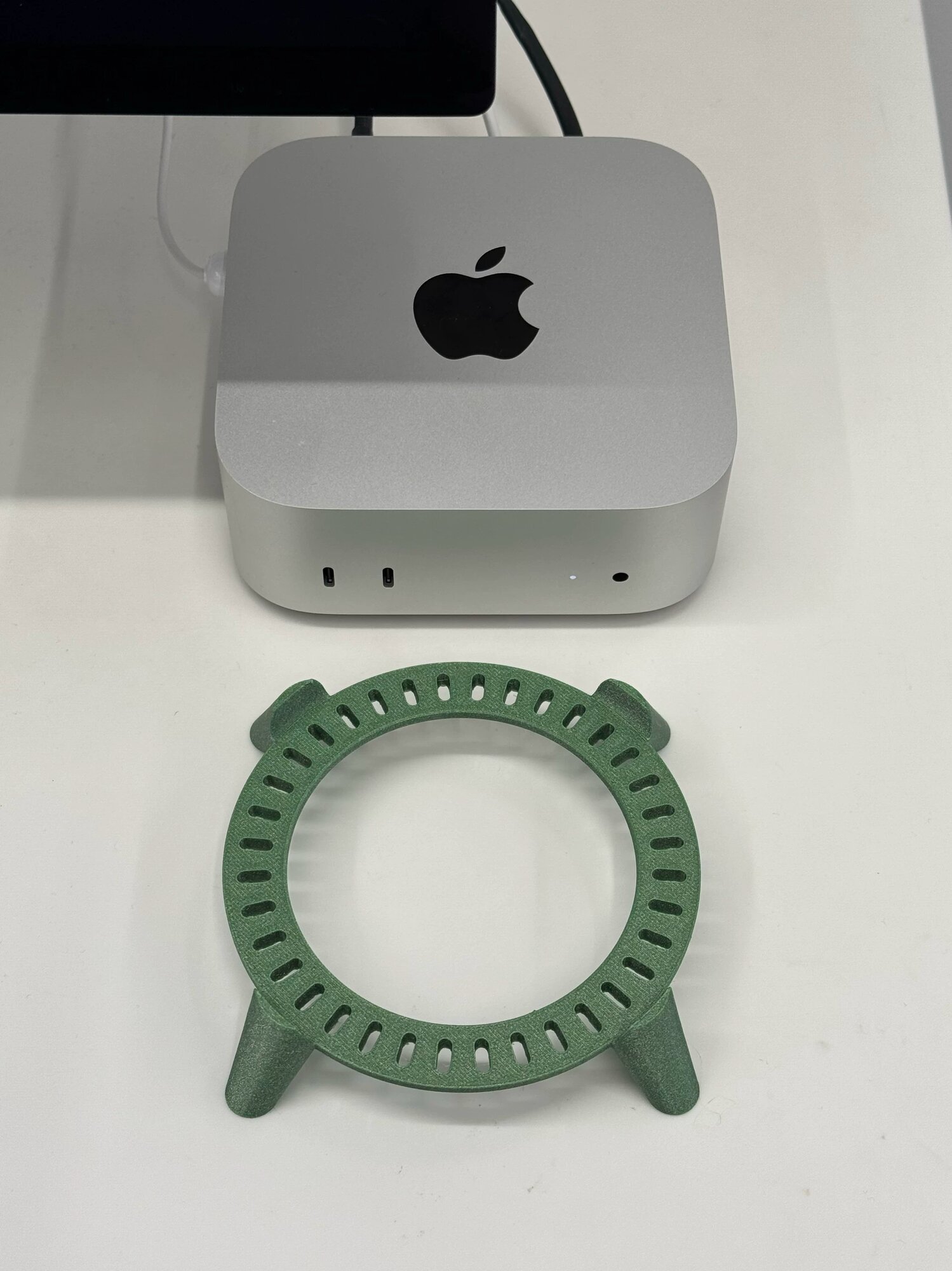 Стиль Нордик Mac mini M4 Стойка, Модный Зеленый, 1-е Поколение Пылезащитная
