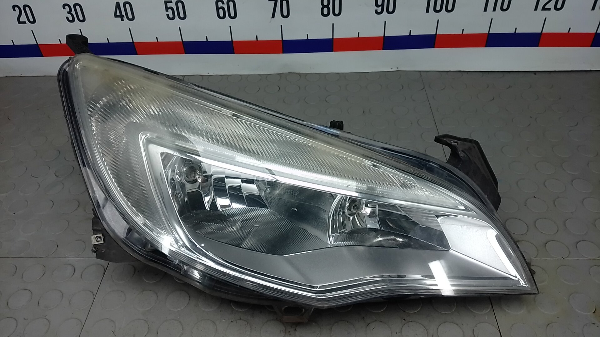 Фара правая OPEL ASTRA J