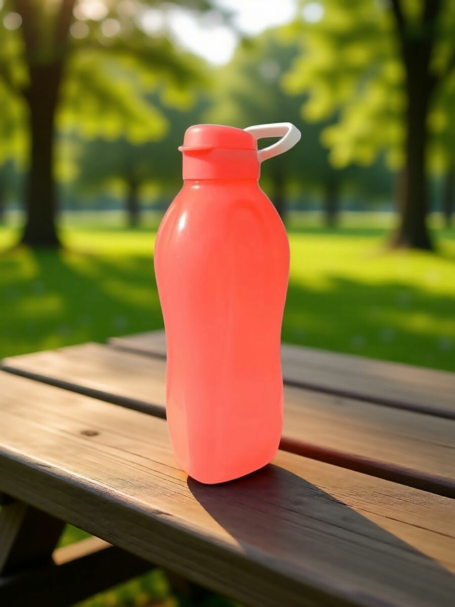 TUPPERWARE Бутылка объемом 2000 мл кораллового цвета крышка с клапаном