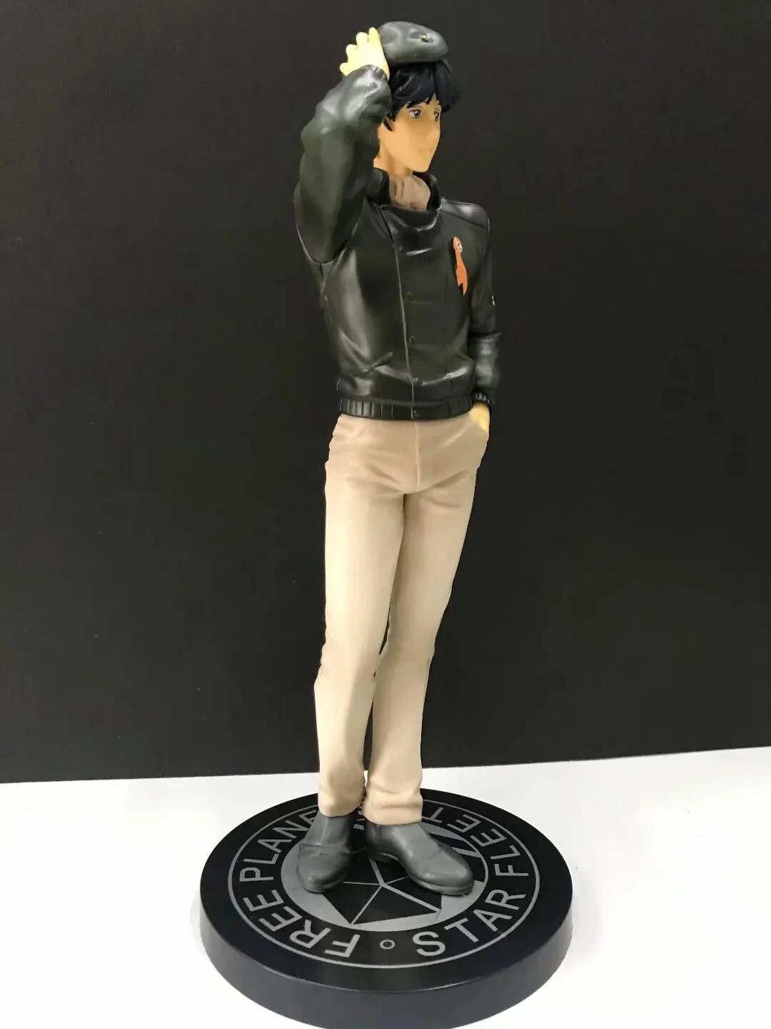 Новая бестселлерная фигурка Neue These Yang Wen-li 1/8, аниме-фигурка, коллекция кукол, модель, фанат, преимущества