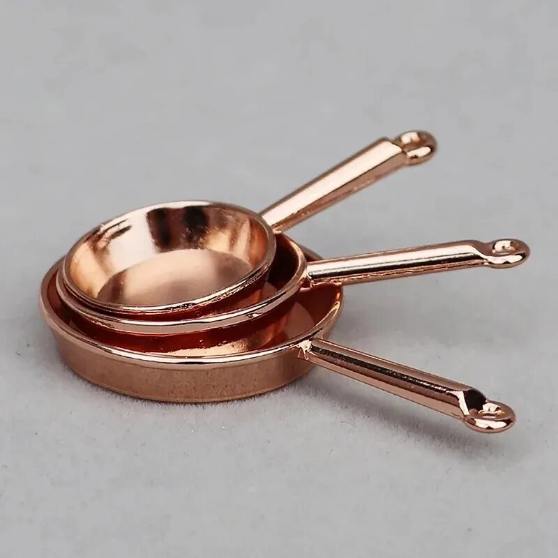 Набор мини-сковородок Rose Gold 1:12 для кукольного домика