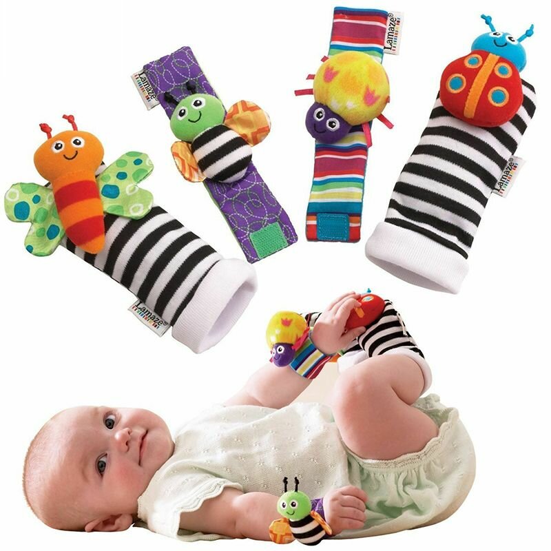 Набор мягких детских сенсорных игрушек Lamaze с погремушками, плюшевыми носками и браслетом-игрушкой.