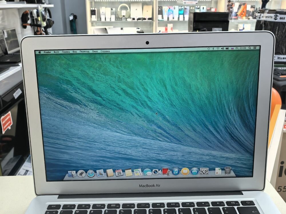 Ноутбук Apple MacBookAir i5-13 дюймов(2013) A1466 б\у уценка