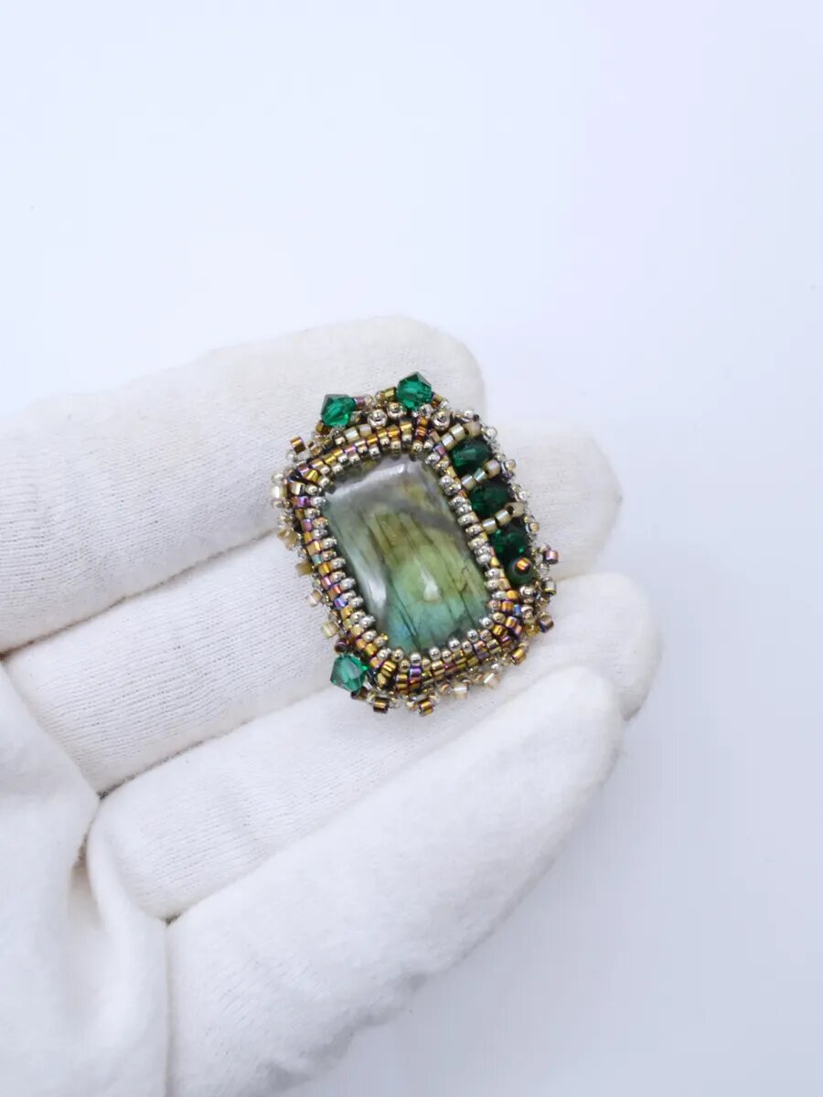 Брошь, кристаллы Swarovski, кристалл