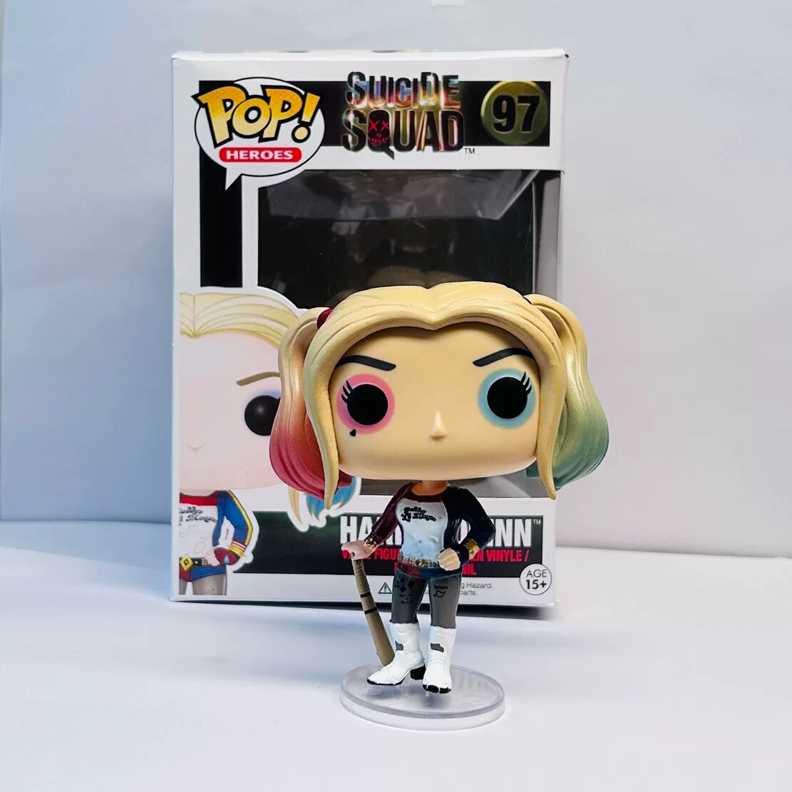 Игрушка фигурка персонажей из PVC Харли Квинн и Джокер 10 см 1шт.