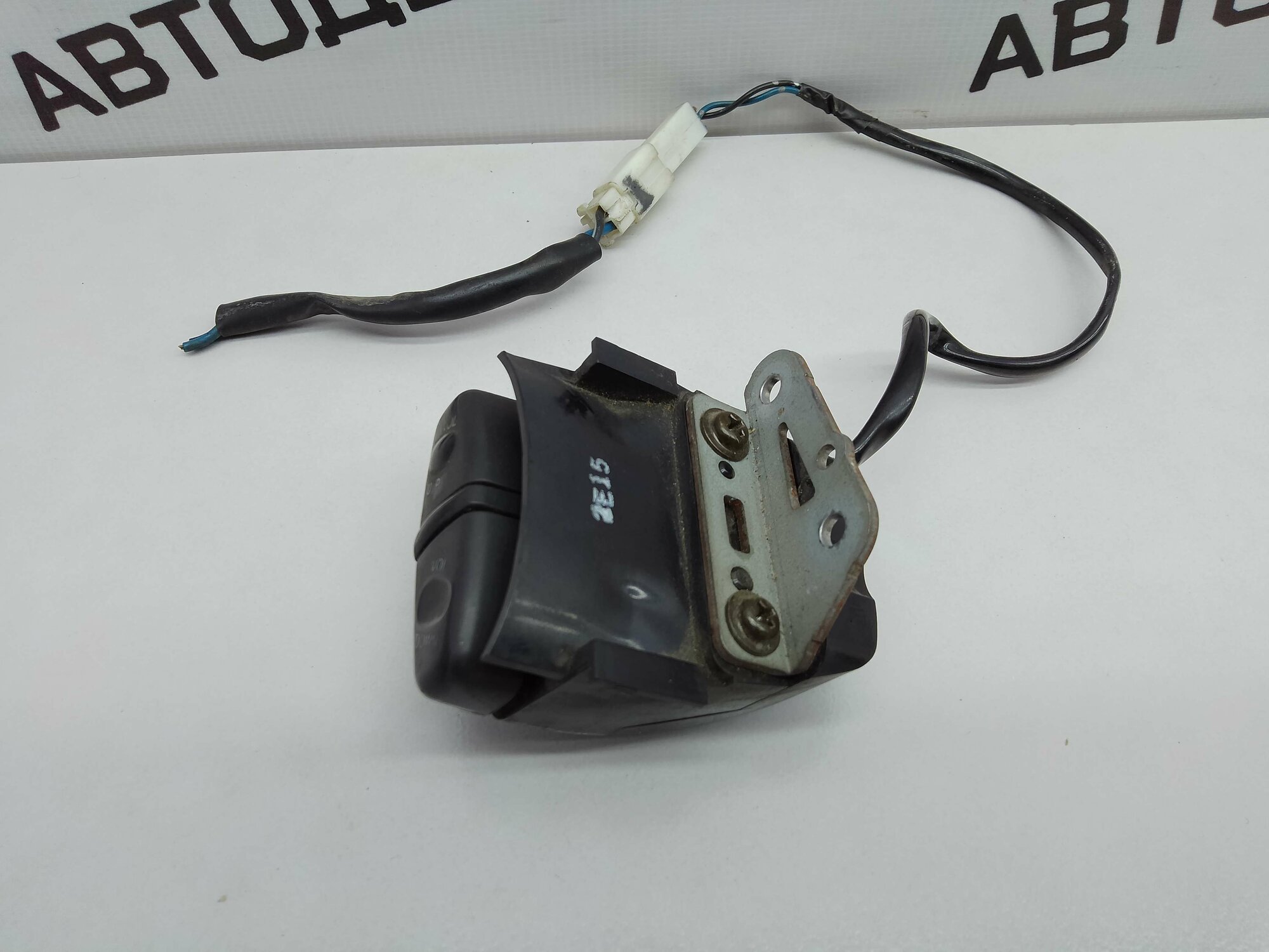 Кнопки руля Mazda Efini MS-8 E-MB5P 1992 г.в