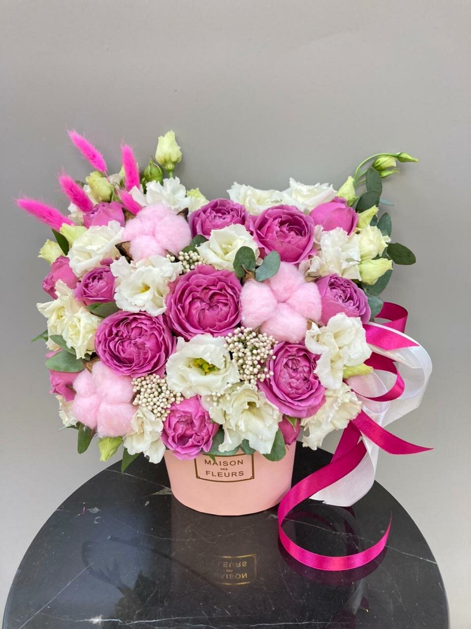 Композиция Flower Queen "Принцесса", роза, хлопок, эустома, озотамнус, 15 цветов
