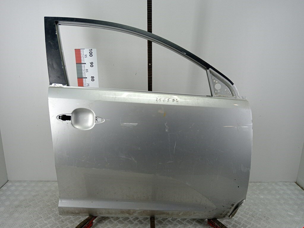 Дверь передняя правая Kia Ceed 1 (ED) 760041H000 арт. 2227578