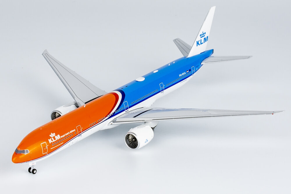 NG Model Модель самолета Boeing 777-300ER "Orange Pride" KLM