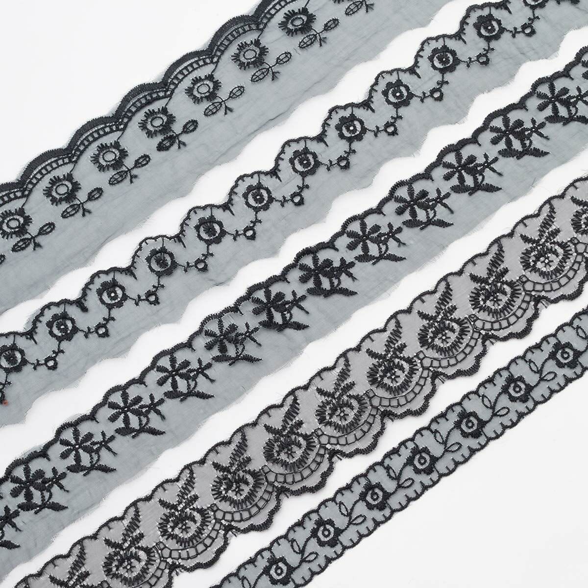 Набор кружева капрон ассорти, 5 шт по 1,5 м, ширина от 2,2 до 5,3 см, черный