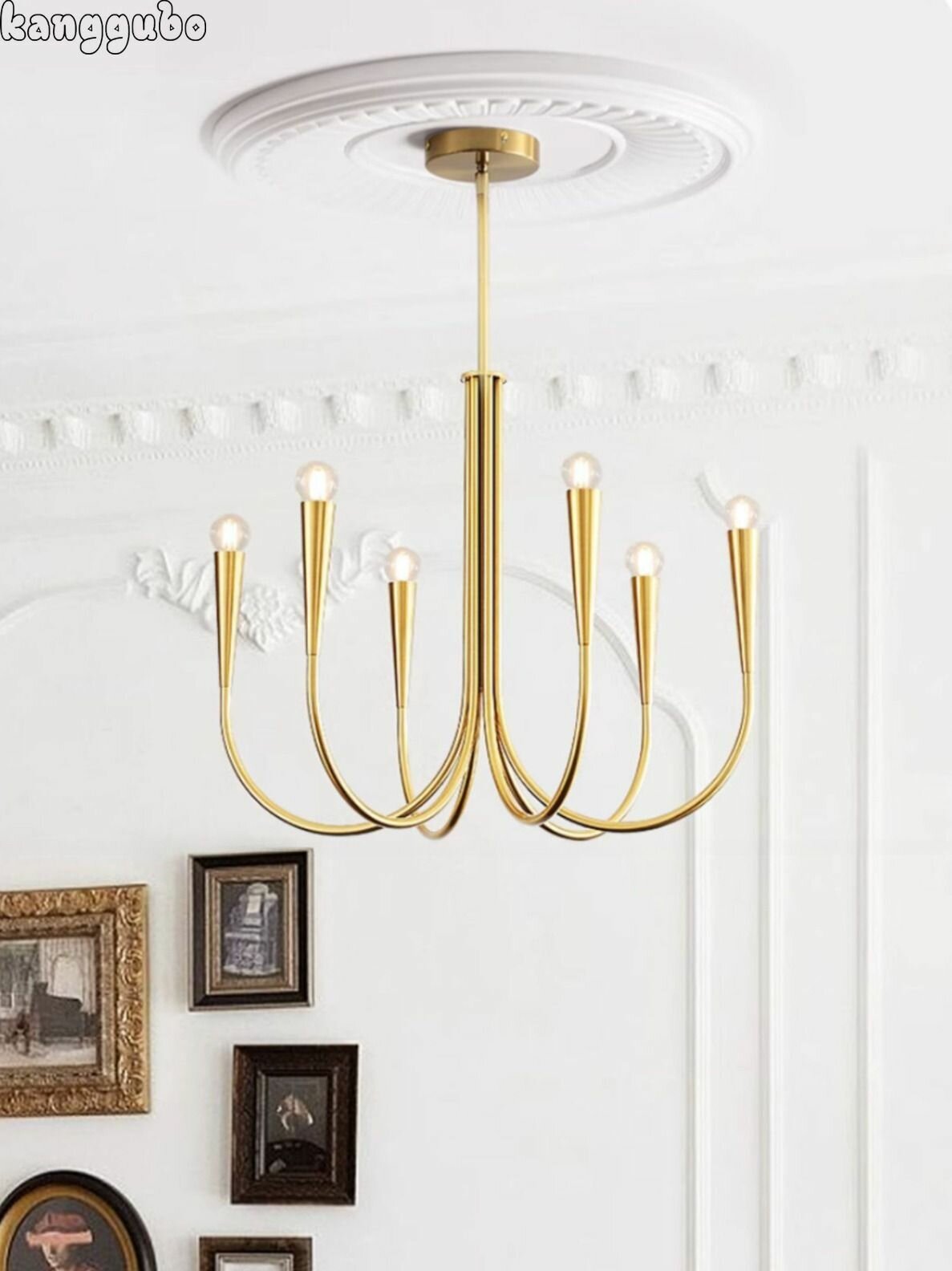 Многоламповая люстра в форме свечи для столовой