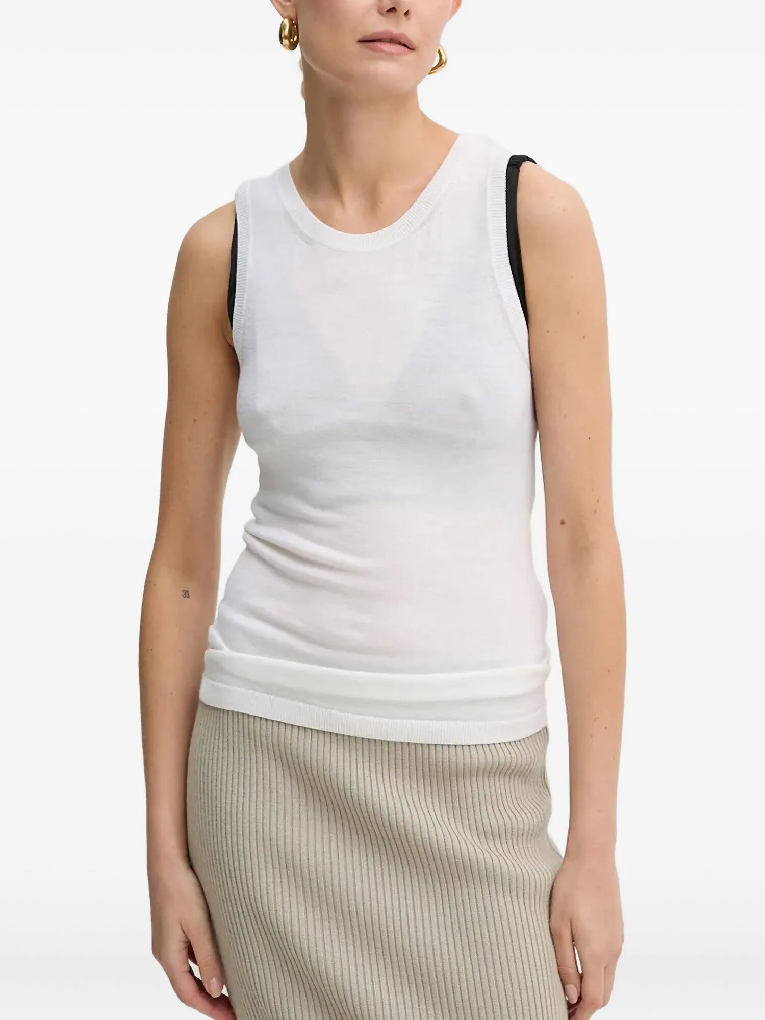 Топ Round-neck sleeveless top