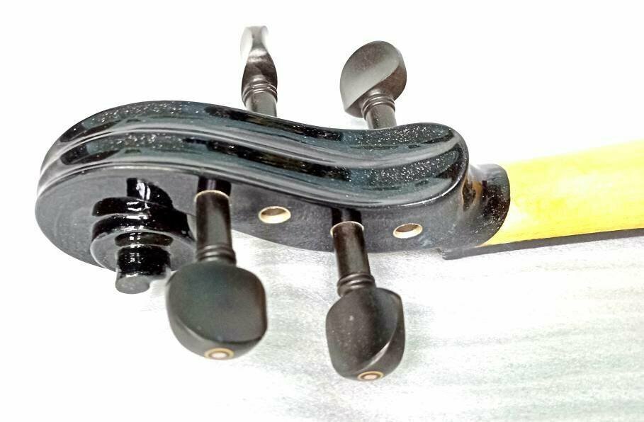 Электроскрипка Livingstone L-EV01 4/4