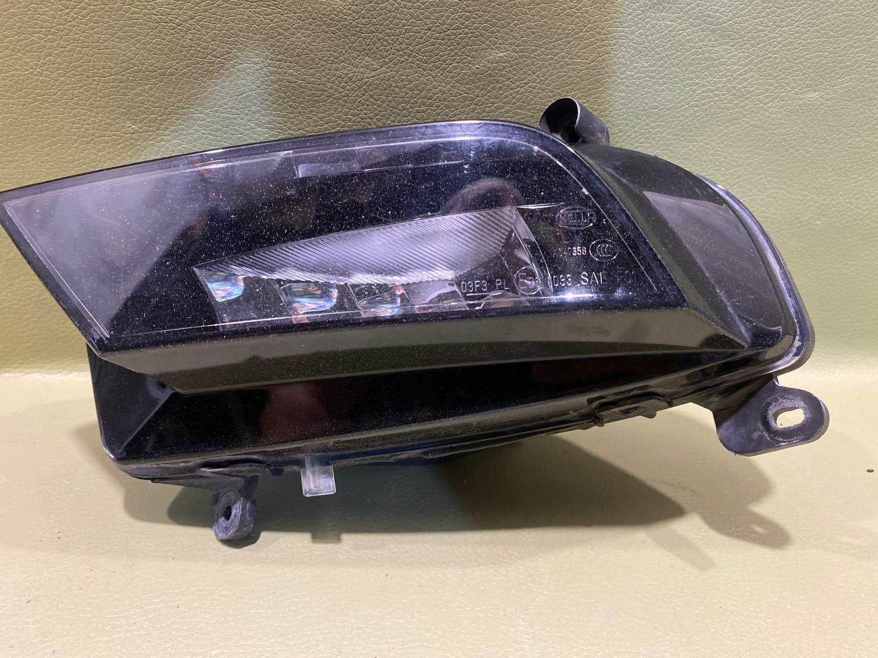 Фара противотуманная левая (галоген) для Audi A4 B8 (2011-15гг) 8K0941699B