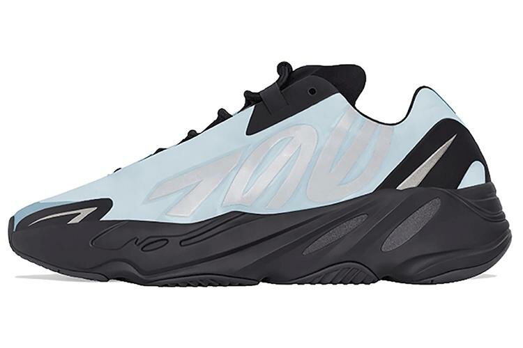 Кроссовки YEEZY BOOST 700 MNVN